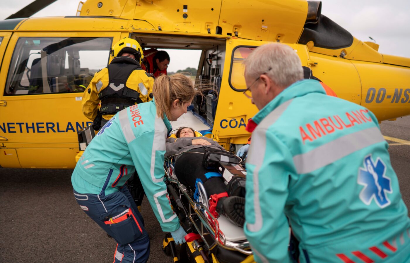 Radio Medical Advice - Netherlands Coastguard Radio Medical Advice - Netherlands Coastguard